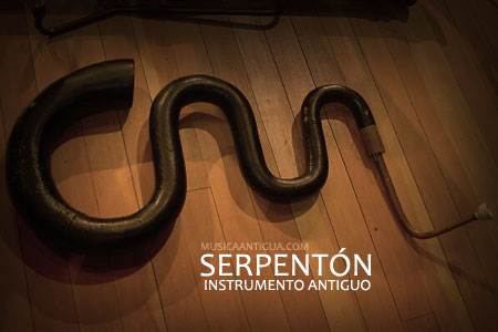 ¿Qué es el Serpentón? - MusicaAntigua.com MusicaAntigua.com